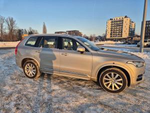 Grey Volvo XC90 2015 in Vilnius, with an engine capacity of 1.97 L and mileage of 257 thousand km for 17900 €, photo 3 on AUTOMOTO.COM.LV