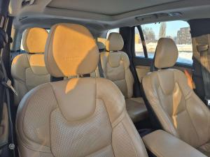 Grey Volvo XC90 2015 in Vilnius, with an engine capacity of 1.97 L and mileage of 257 thousand km for 17900 €, photo 11 on AUTOMOTO.COM.LV
