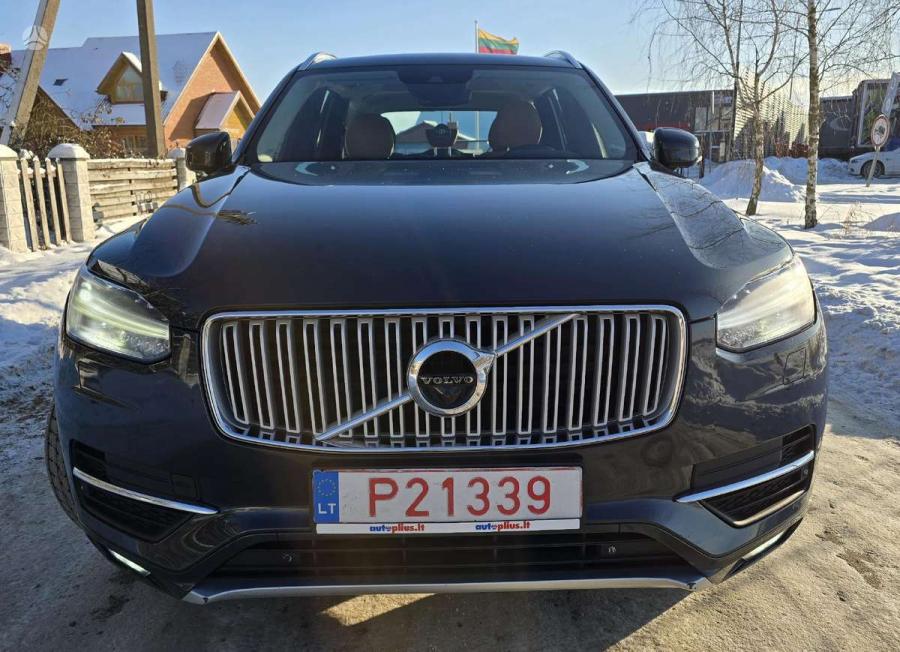 Pelēks Volvo XC90 2015 Kauņa, ar dzinēja tilpumu 1.97 L un nobraukumu 290 tūkst. km par 19350 €, foto 2 vietnē AUTOMOTO.COM.LV