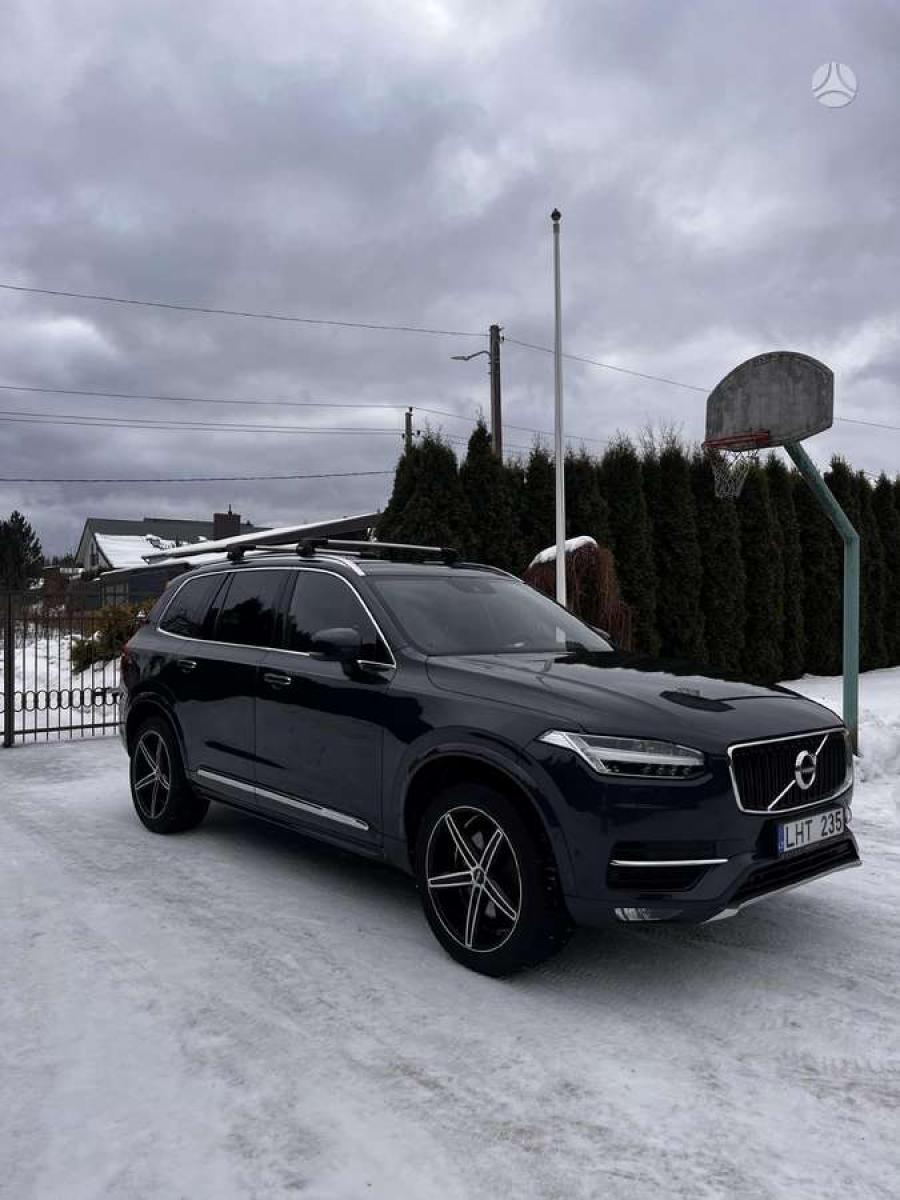Grey Volvo XC90 2015 in Vilnius, with an engine capacity of 1.97 L and mileage of 252 thousand km for 22500 €, photo 3 on AUTOMOTO.COM.LV