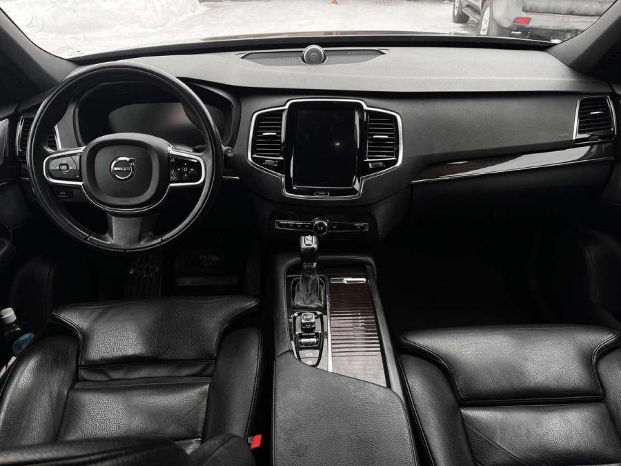 Grey Volvo XC90 2015 in Vilnius, with an engine capacity of 1.97 L and mileage of 252 thousand km for 22500 €, photo 12 on AUTOMOTO.COM.LV