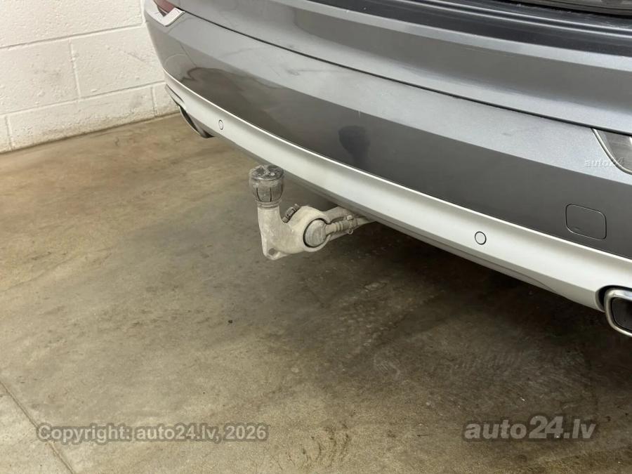 Pelēks Volvo XC90 2015 Tallina, ar dzinēja tilpumu 2.00 L un nobraukumu 161 tūkst. km par 25995 €, foto 9 vietnē AUTOMOTO.COM.LV