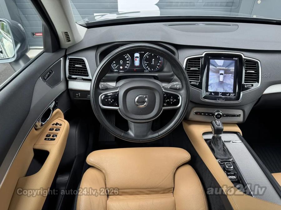 Pelēks Volvo XC90 2015 Tallina, ar dzinēja tilpumu 2.00 L un nobraukumu 161 tūkst. km par 25995 €, foto 14 vietnē AUTOMOTO.COM.LV