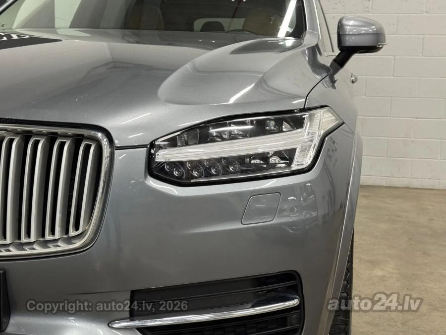 Pelēks Volvo XC90 2015 Tallina, ar dzinēja tilpumu 2.00 L un nobraukumu 161 tūkst. km par 25995 €, foto 27 vietnē AUTOMOTO.COM.LV