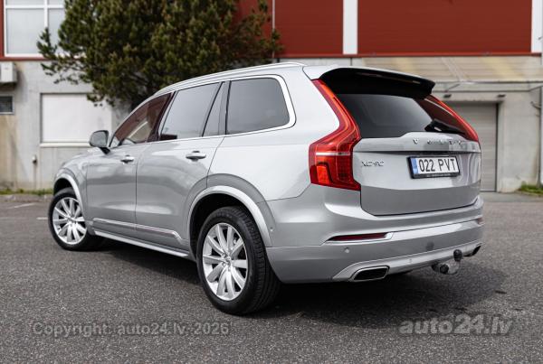 Grey Volvo XC90 2015 in Tallinn, with an engine capacity of 2.00 L and mileage of 325 thousand km for 16900 €, photo 4 on AUTOMOTO.COM.LV