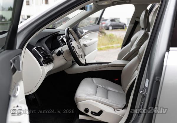 Grey Volvo XC90 2015 in Tallinn, with an engine capacity of 2.00 L and mileage of 325 thousand km for 16900 €, photo 8 on AUTOMOTO.COM.LV
