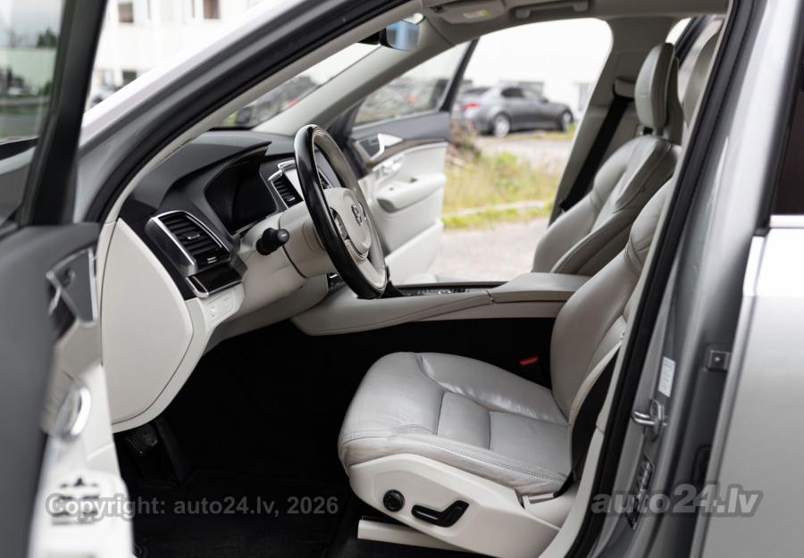Grey Volvo XC90 2015 in Tallinn, with an engine capacity of 2.00 L and mileage of 325 thousand km for 16900 €, photo 9 on AUTOMOTO.COM.LV