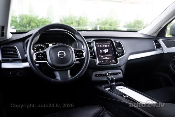 Grey Volvo XC90 2015 in Tallinn, with an engine capacity of 2.00 L and mileage of 185 thousand km for 14899 €, photo 7 on AUTOMOTO.COM.LV
