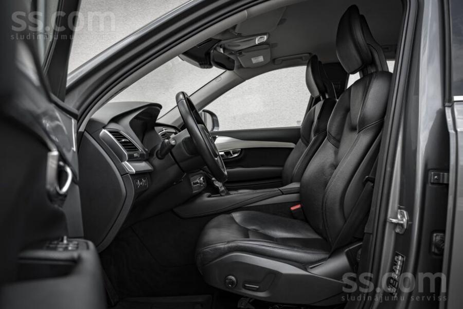 Pelēks Volvo XC90 2015 Rīga, ar dzinēja tilpumu 2.00 L un nobraukumu 319 tūkst. km par 14990 €, foto 10 vietnē AUTOMOTO.COM.LV