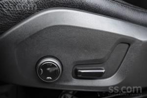 Pelēks Volvo XC90 2015 Rīga, ar dzinēja tilpumu 2.00 L un nobraukumu 319 tūkst. km par 14990 €, foto 11 vietnē AUTOMOTO.COM.LV