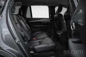Pelēks Volvo XC90 2015 Rīga, ar dzinēja tilpumu 2.00 L un nobraukumu 319 tūkst. km par 14990 €, foto 14 vietnē AUTOMOTO.COM.LV