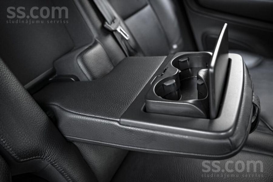 Pelēks Volvo XC90 2015 Rīga, ar dzinēja tilpumu 2.00 L un nobraukumu 319 tūkst. km par 14990 €, foto 15 vietnē AUTOMOTO.COM.LV