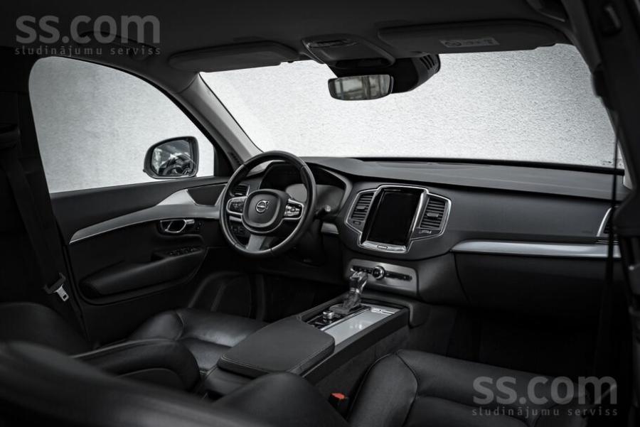 Pelēks Volvo XC90 2015 Rīga, ar dzinēja tilpumu 2.00 L un nobraukumu 319 tūkst. km par 14990 €, foto 17 vietnē AUTOMOTO.COM.LV