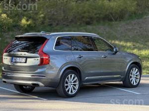 Pelēks Volvo XC90 2015 Ogre, ar dzinēja tilpumu 2.00 L un nobraukumu 340 tūkst. km par 14900 €, foto 4 vietnē AUTOMOTO.COM.LV