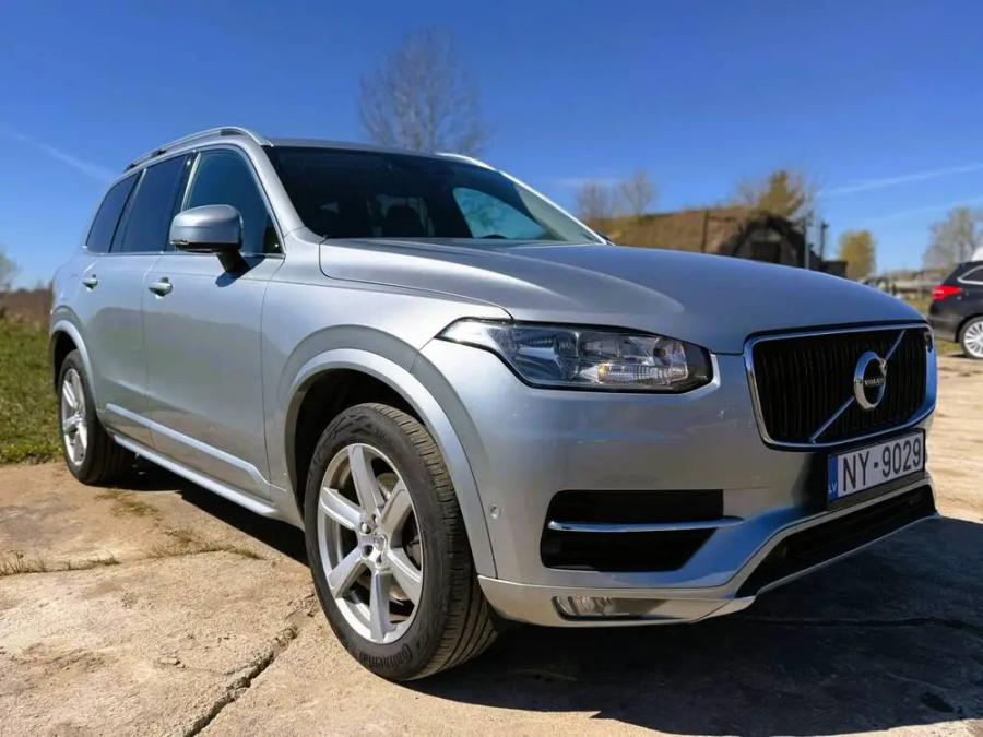 Pelēks Volvo XC90 2015 Rīga, ar dzinēja tilpumu 2.00 L un nobraukumu 283 tūkst. km par 16350 €, foto 1 vietnē AUTOMOTO.COM.LV