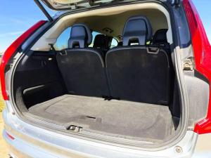 Pelēks Volvo XC90 2015 Rīga, ar dzinēja tilpumu 2.00 L un nobraukumu 283 tūkst. km par 16350 €, foto 10 vietnē AUTOMOTO.COM.LV