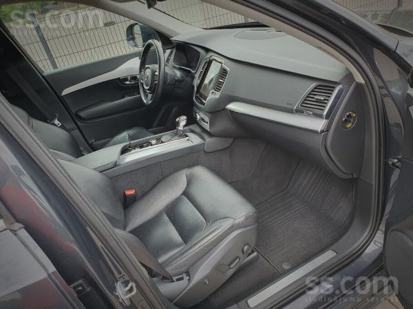 Pelēks Volvo XC90 2015 Jelgava, ar dzinēja tilpumu 2.00 L un nobraukumu 265 tūkst. km par 18600 €, foto 9 vietnē AUTOMOTO.COM.LV