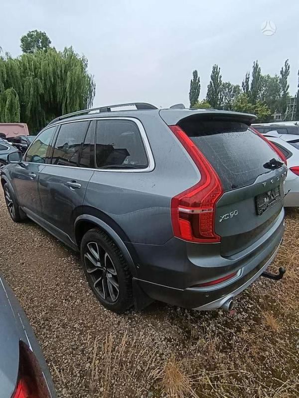 Grey Volvo XC90 2015 in Kaunas, with an engine capacity of 1.97 L and mileage of 249 thousand km for 14999 €, photo 2 on AUTOMOTO.COM.LV