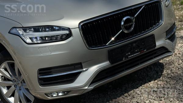 Grey Volvo XC90 2015 in Jelgava, with an engine capacity of 2.00 L and mileage of 185 thousand km for 19990 €, photo 5 on AUTOMOTO.COM.LV