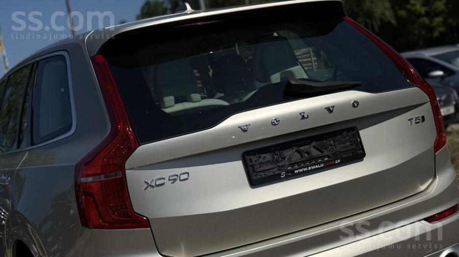 Grey Volvo XC90 2015 in Jelgava, with an engine capacity of 2.00 L and mileage of 185 thousand km for 19990 €, photo 7 on AUTOMOTO.COM.LV