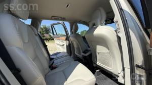 Grey Volvo XC90 2015 in Jelgava, with an engine capacity of 2.00 L and mileage of 185 thousand km for 19990 €, photo 10 on AUTOMOTO.COM.LV