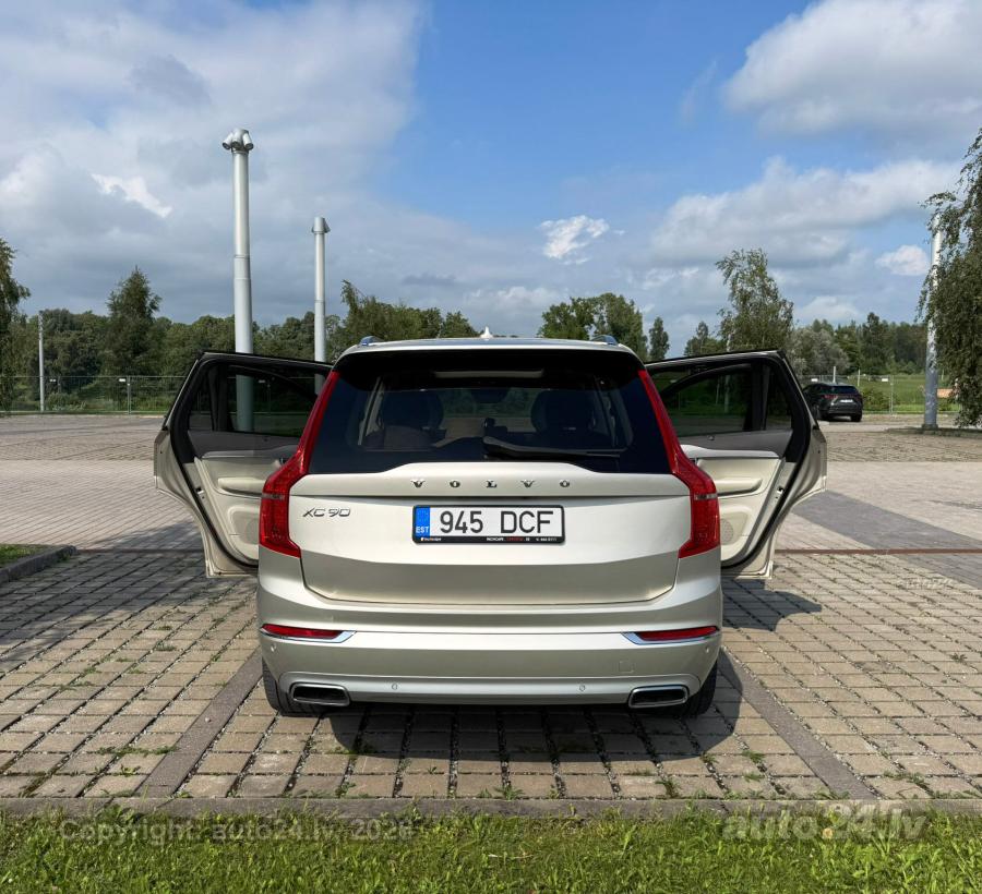 Pelēks Volvo XC90 2015 Tartu, ar dzinēja tilpumu 2.00 L un nobraukumu 168 tūkst. km par 23900 €, foto 7 vietnē AUTOMOTO.COM.LV