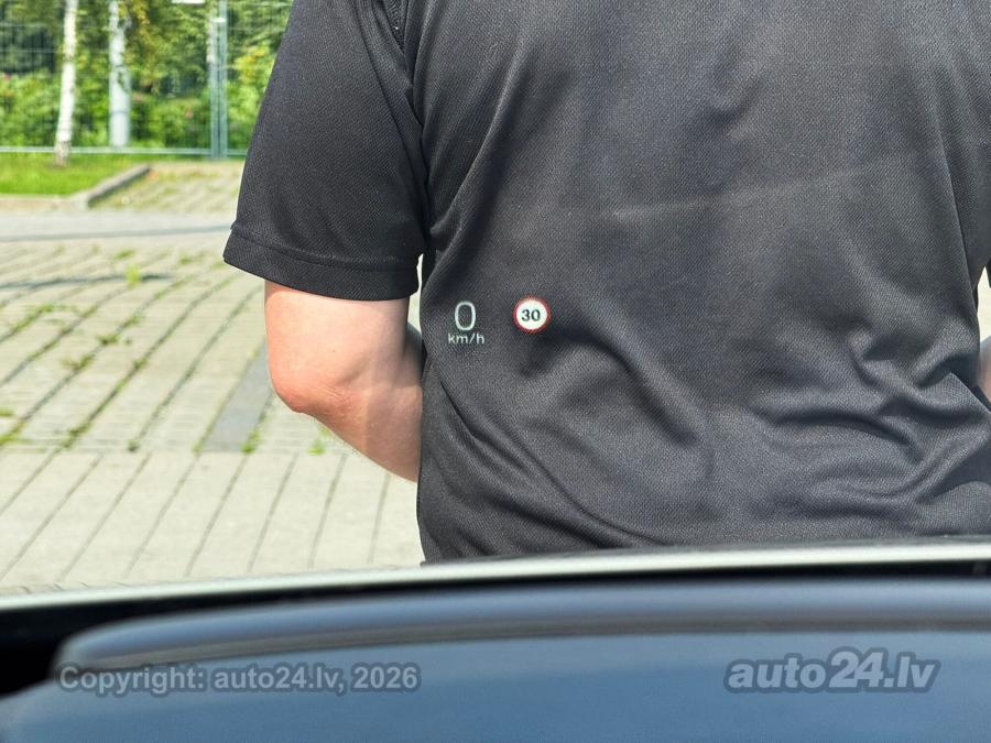 Pelēks Volvo XC90 2015 Tartu, ar dzinēja tilpumu 2.00 L un nobraukumu 168 tūkst. km par 23900 €, foto 12 vietnē AUTOMOTO.COM.LV