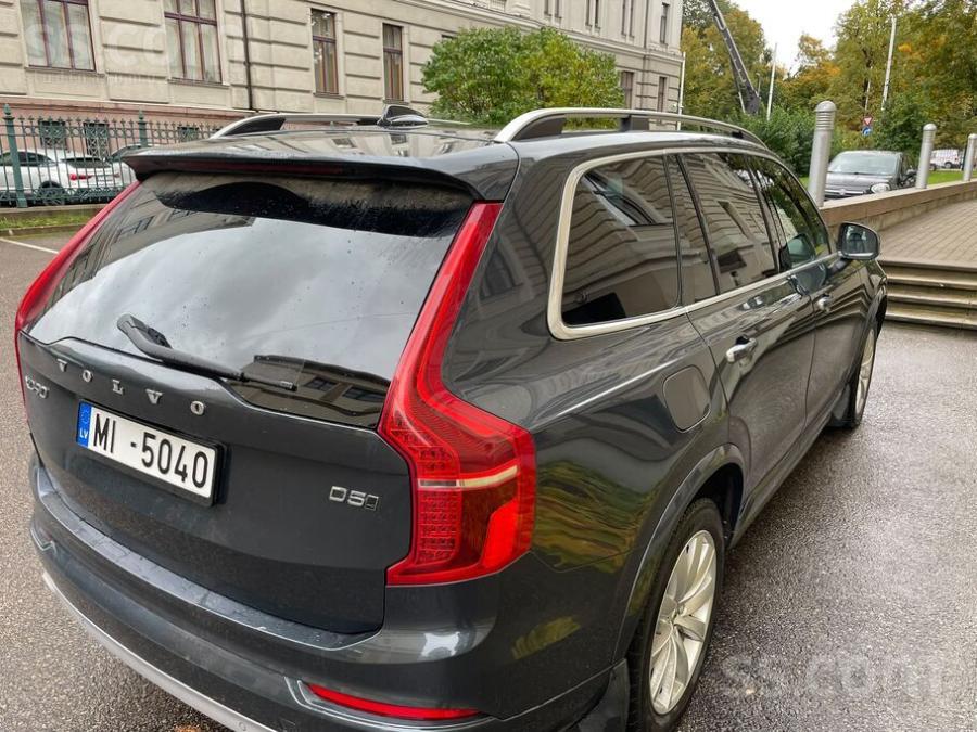 Grey Volvo XC90 2015 in Riga, with an engine capacity of 2.00 L and mileage of 385 thousand km for 9620 €, photo 7 on AUTOMOTO.COM.LV