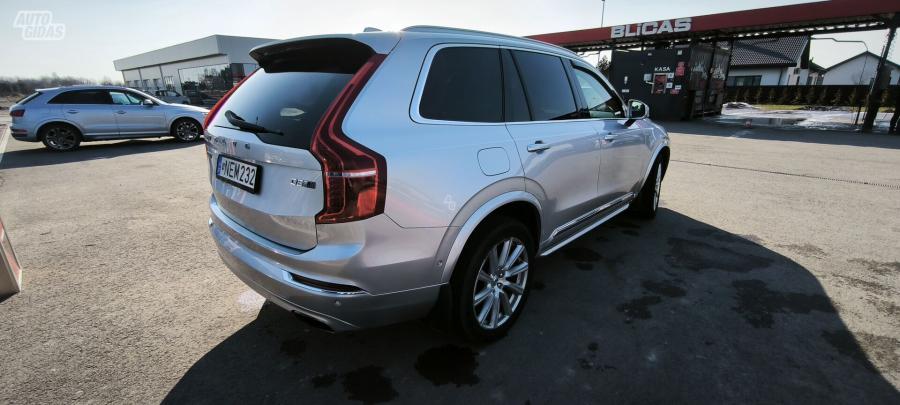 Grey Volvo XC90 2015 in Klaipeda, with an engine capacity of 2.00 L and mileage of 380 thousand km for 18999 €, photo 6 on AUTOMOTO.COM.LV
