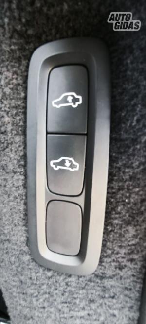 Grey Volvo XC90 2015 in Klaipeda, with an engine capacity of 2.00 L and mileage of 380 thousand km for 18999 €, photo 9 on AUTOMOTO.COM.LV