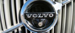 Grey Volvo XC90 2015 in Klaipeda, with an engine capacity of 2.00 L and mileage of 380 thousand km for 18999 €, photo 12 on AUTOMOTO.COM.LV
