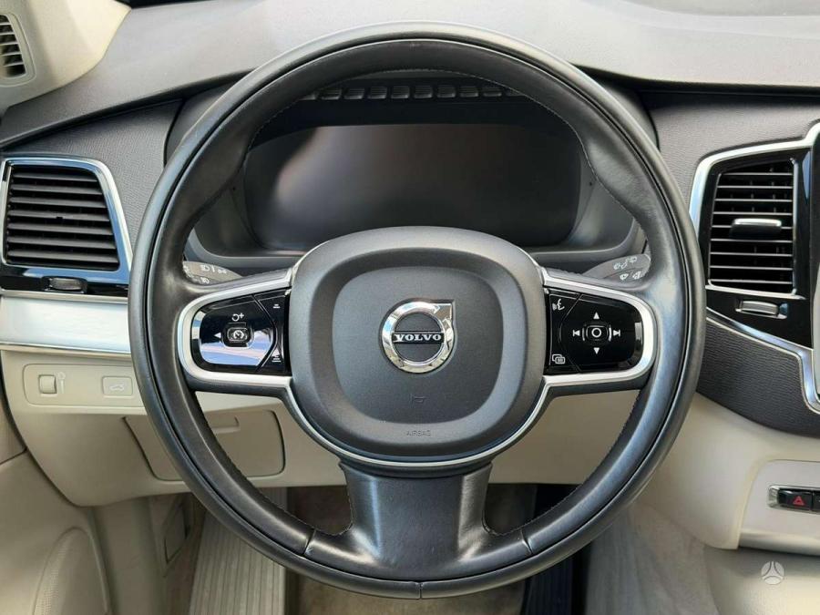 Pelēks Volvo XC90 2015 Viļņa, ar dzinēja tilpumu 1.97 L un nobraukumu 226 tūkst. km par 21500 €, foto 12 vietnē AUTOMOTO.COM.LV