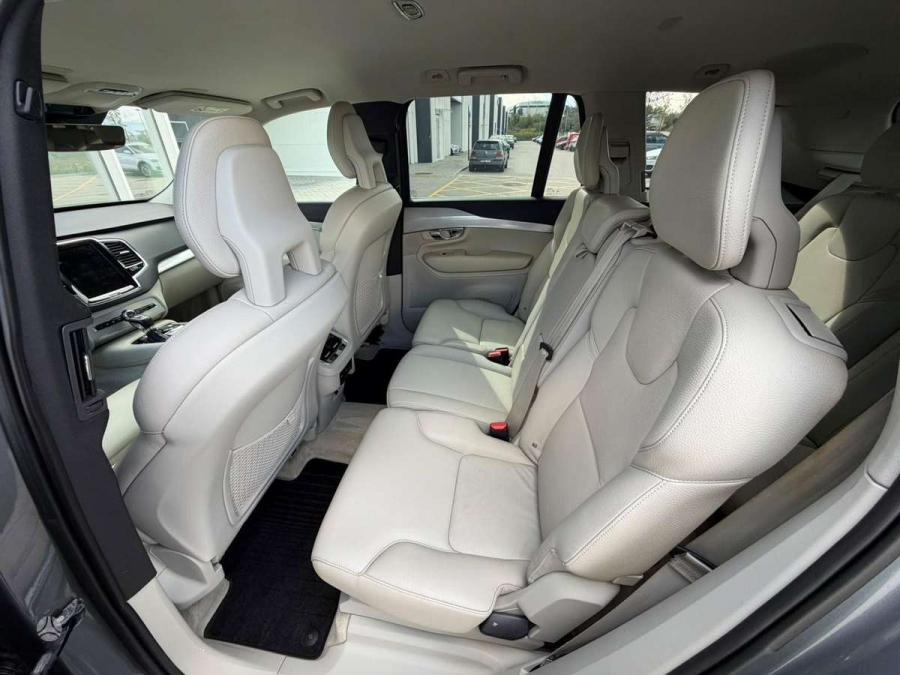Pelēks Volvo XC90 2015 Viļņa, ar dzinēja tilpumu 1.97 L un nobraukumu 226 tūkst. km par 21500 €, foto 17 vietnē AUTOMOTO.COM.LV