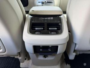Pelēks Volvo XC90 2015 Viļņa, ar dzinēja tilpumu 1.97 L un nobraukumu 226 tūkst. km par 21500 €, foto 18 vietnē AUTOMOTO.COM.LV