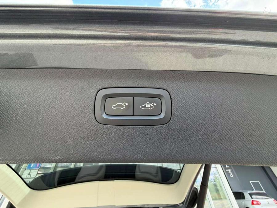 Pelēks Volvo XC90 2015 Viļņa, ar dzinēja tilpumu 1.97 L un nobraukumu 226 tūkst. km par 21500 €, foto 20 vietnē AUTOMOTO.COM.LV