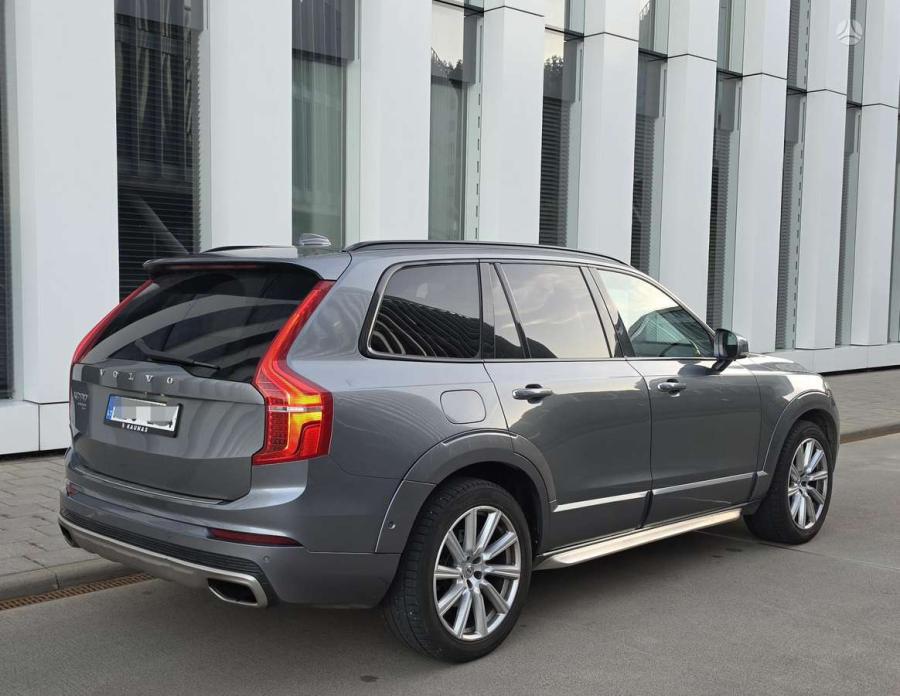 Grey Volvo XC90 2015 in Vilnius, with an engine capacity of 1.97 L and mileage of 300 thousand km for 14600 €, photo 8 on AUTOMOTO.COM.LV