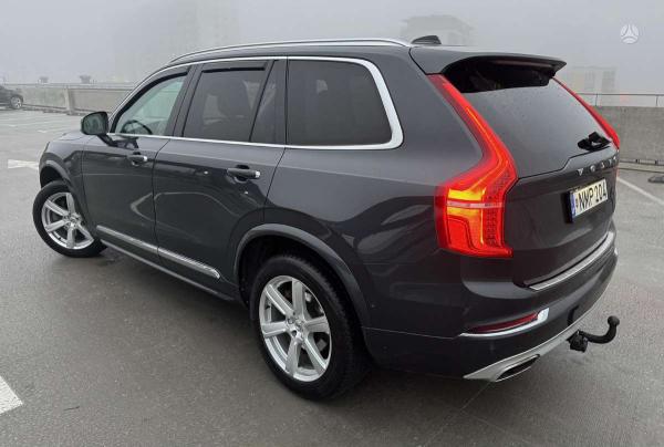 Pelēks Volvo XC90 2016 Viļņa, ar dzinēja tilpumu 1.97 L un nobraukumu 340 tūkst. km par 16950 €, foto 3 vietnē AUTOMOTO.COM.LV