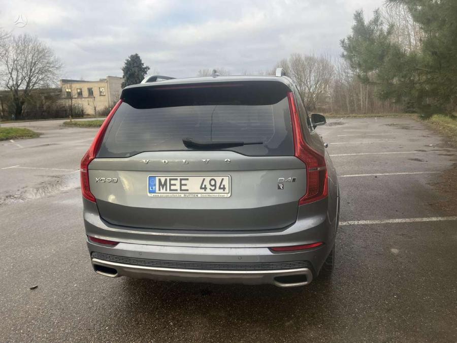 Grey Volvo XC90 2016 in Ukmerge, with an engine capacity of 1.97 L and mileage of 254 thousand km for 19300 €, photo 3 on AUTOMOTO.COM.LV