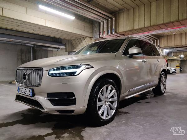 Grey Volvo XC90 2016 in Vilnius, with an engine capacity of 2.00 L and mileage of 249 thousand km for 21000 €, photo 1 on AUTOMOTO.COM.LV