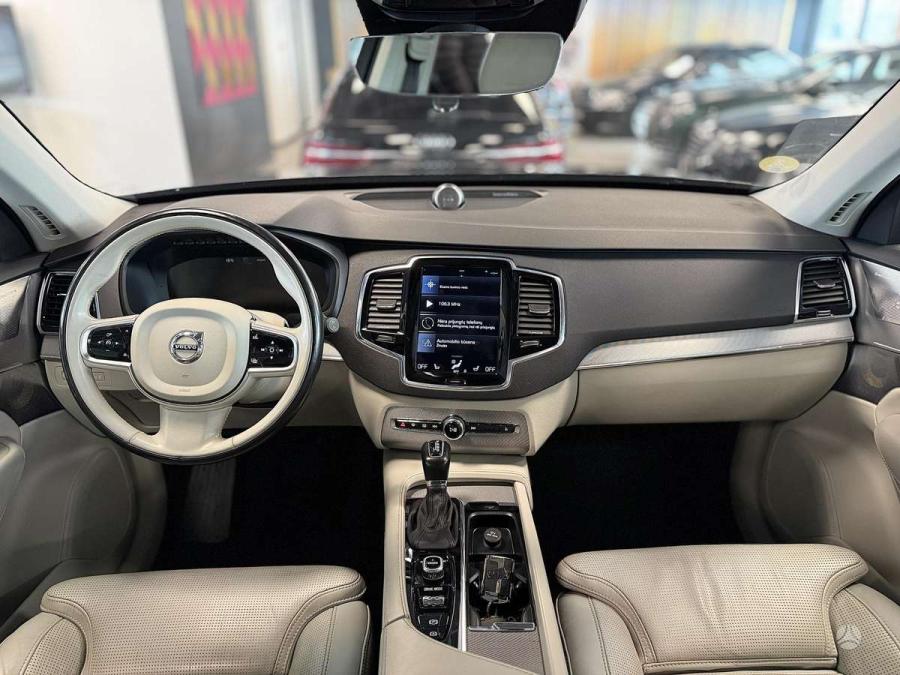 Pelēks Volvo XC90 2016 Klaipėda, ar dzinēja tilpumu 2.00 L un nobraukumu 251 tūkst. km par 23950 €, foto 28 vietnē AUTOMOTO.COM.LV