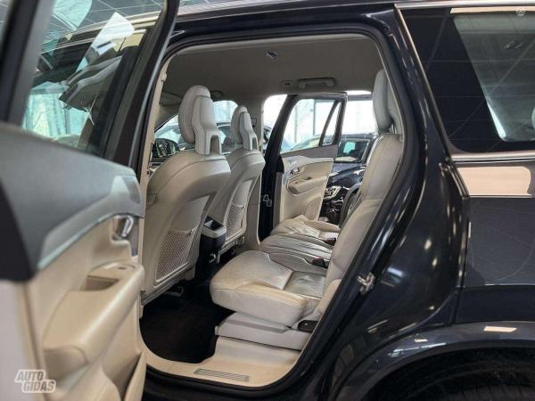 Grey Volvo XC90 2016 in Klaipeda, with an engine capacity of 2.00 L and mileage of 251 thousand km for 23950 €, photo 4 on AUTOMOTO.COM.LV