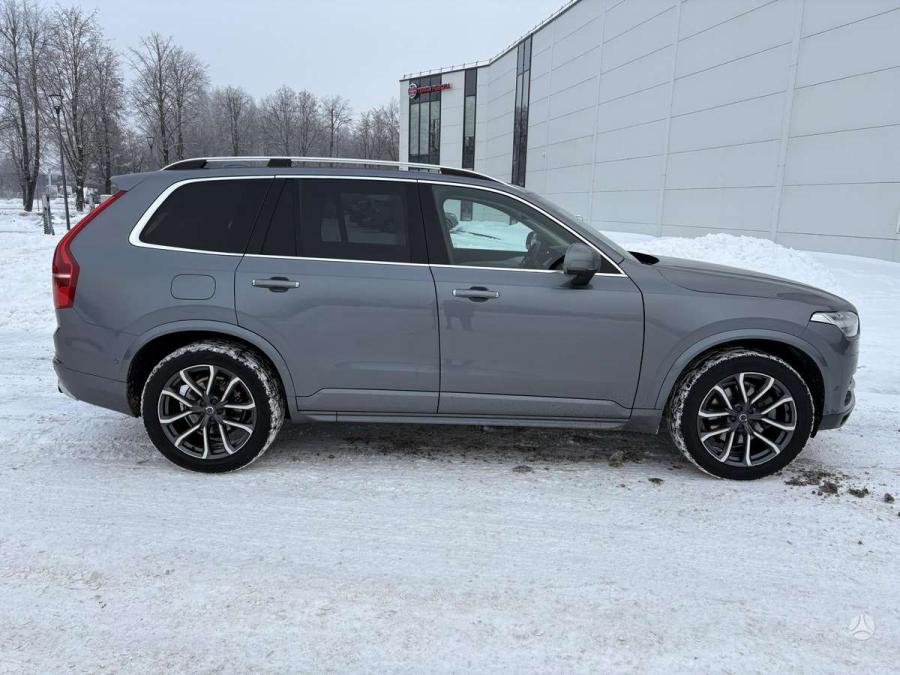 Grey Volvo XC90 2016 in Kaunas, with an engine capacity of 1.97 L and mileage of 255 thousand km for 18500 €, photo 6 on AUTOMOTO.COM.LV