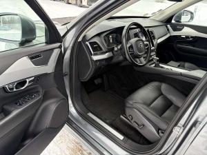 Grey Volvo XC90 2016 in Kaunas, with an engine capacity of 1.97 L and mileage of 255 thousand km for 18500 €, photo 9 on AUTOMOTO.COM.LV