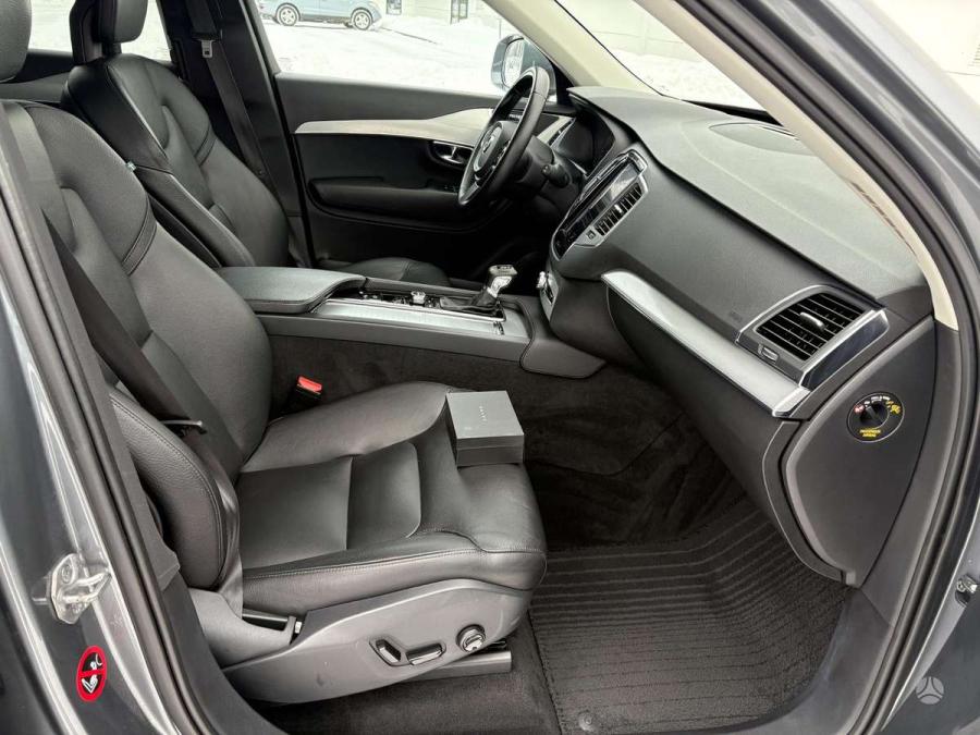 Grey Volvo XC90 2016 in Kaunas, with an engine capacity of 1.97 L and mileage of 255 thousand km for 18500 €, photo 21 on AUTOMOTO.COM.LV