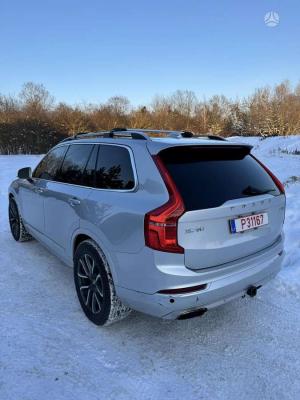 Pelēks Volvo XC90 2016 Kauņa, ar dzinēja tilpumu 1.97 L un nobraukumu 290 tūkst. km par 9999 €, foto 3 vietnē AUTOMOTO.COM.LV