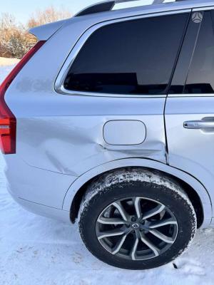 Pelēks Volvo XC90 2016 Kauņa, ar dzinēja tilpumu 1.97 L un nobraukumu 290 tūkst. km par 9999 €, foto 5 vietnē AUTOMOTO.COM.LV