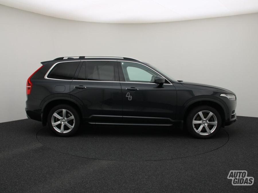 Grey Volvo XC90 2016 in Vilnius, with an engine capacity of 2.00 L and mileage of 205 thousand km for 24499 €, photo 9 on AUTOMOTO.COM.LV