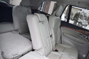 Grey Volvo XC90 2016 in Klaipeda, with an engine capacity of 2.00 L and mileage of 177 thousand km for 28900 €, photo 6 on AUTOMOTO.COM.LV