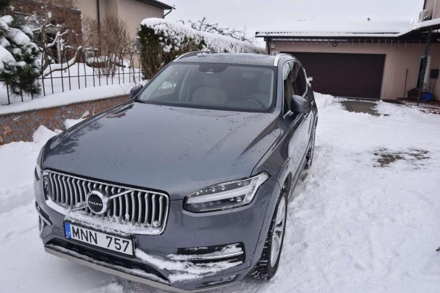 Grey Volvo XC90 2016 in Klaipeda, with an engine capacity of 2.00 L and mileage of 177 thousand km for 28900 €, photo 19 on AUTOMOTO.COM.LV