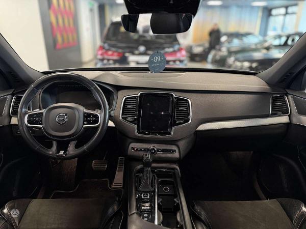 Pelēks Volvo XC90 2016 Klaipėda, ar dzinēja tilpumu 2.00 L un nobraukumu 171 tūkst. km par 24950 €, foto 2 vietnē AUTOMOTO.COM.LV